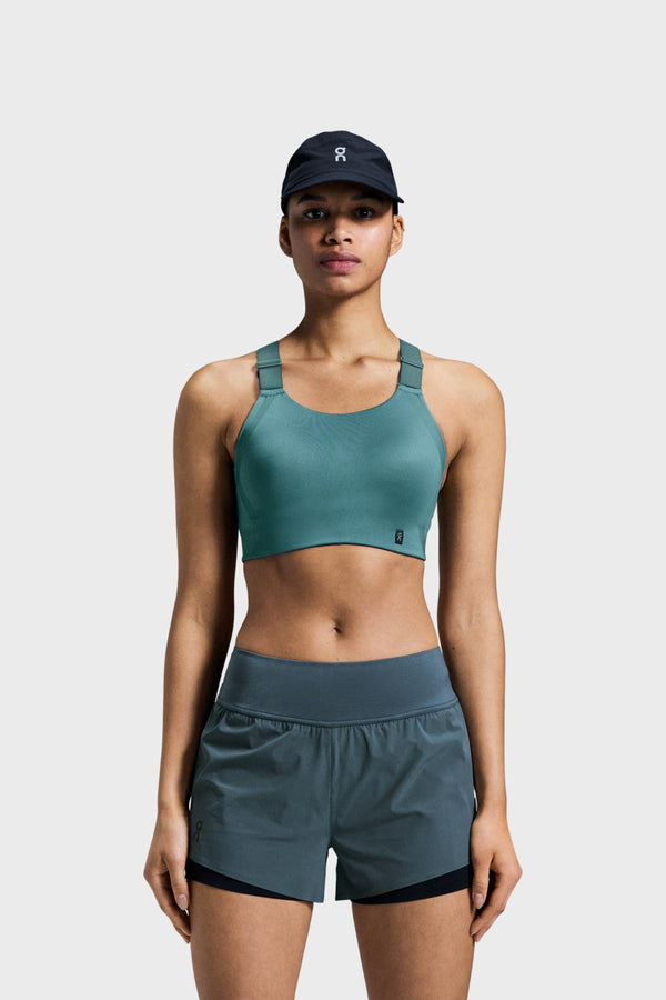 On W - Performance Flex Bra - DISTANCE